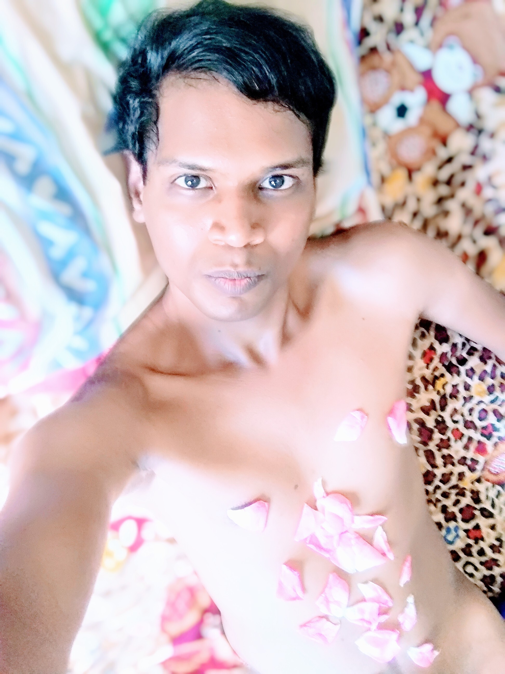 Pink Gay Model Photo 9