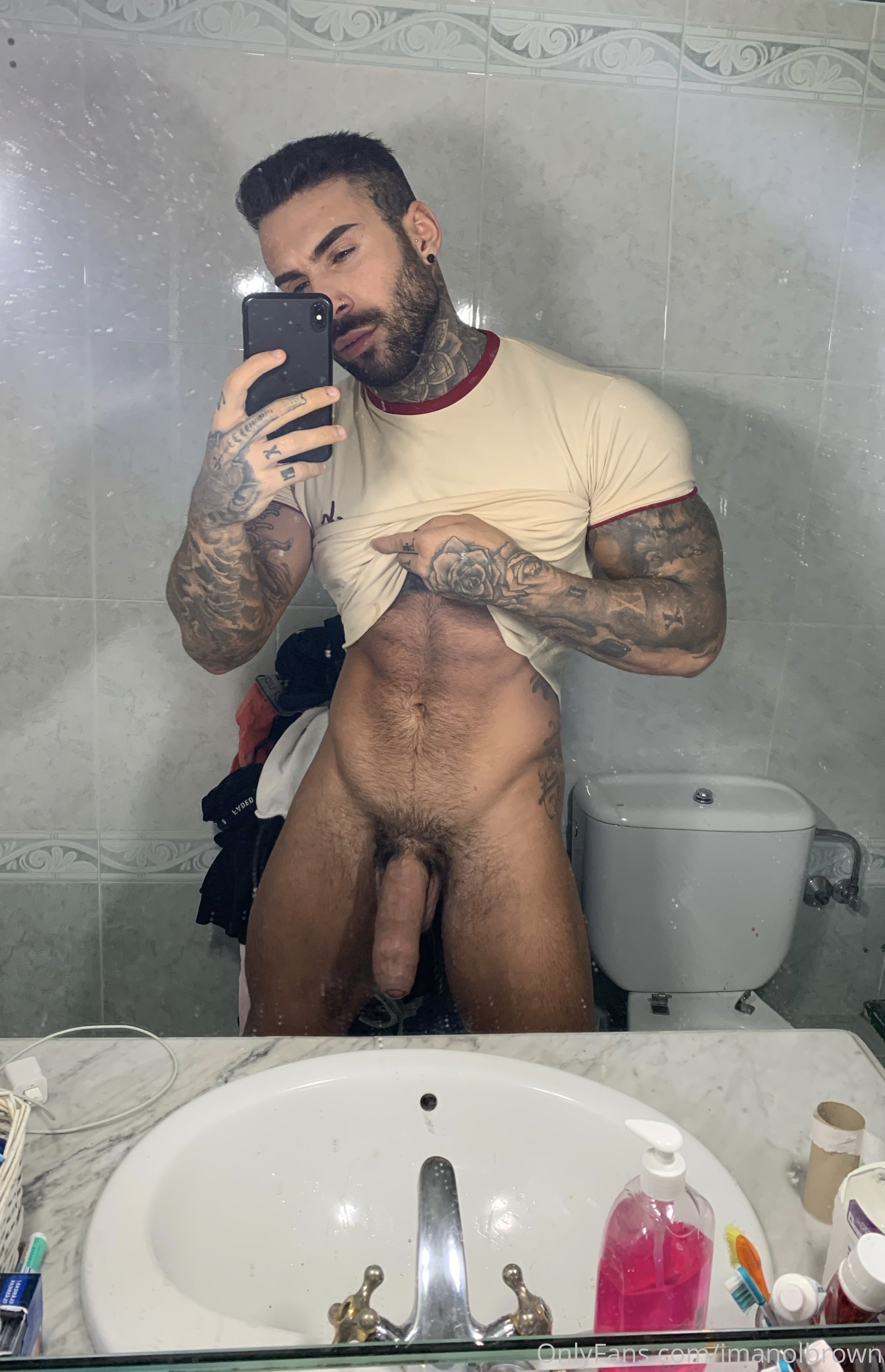 Imanol Brown Photo 37