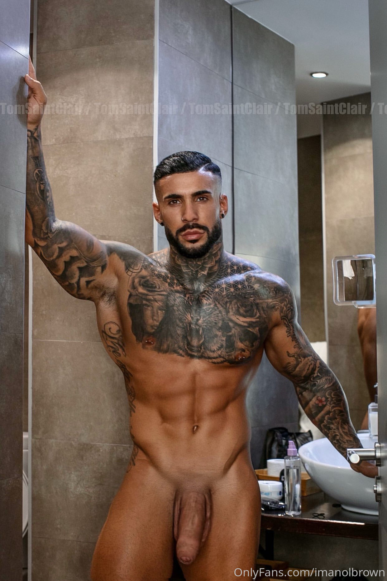 Imanol Brown Photo 96