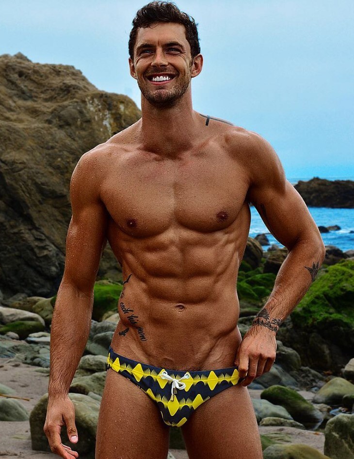 Christian Hogue Photo 32