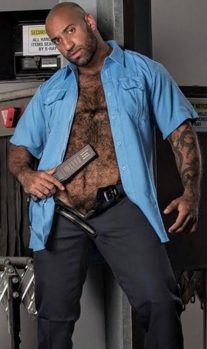 Hairy Muscle Black Men Photo 2
