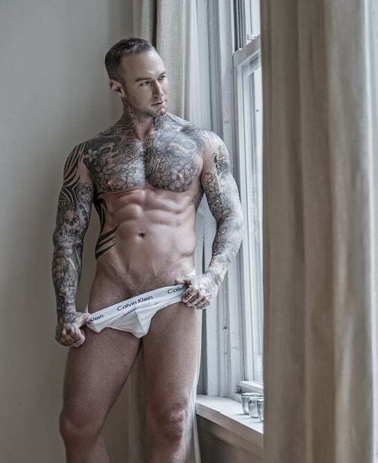 Dylan James Photo 4