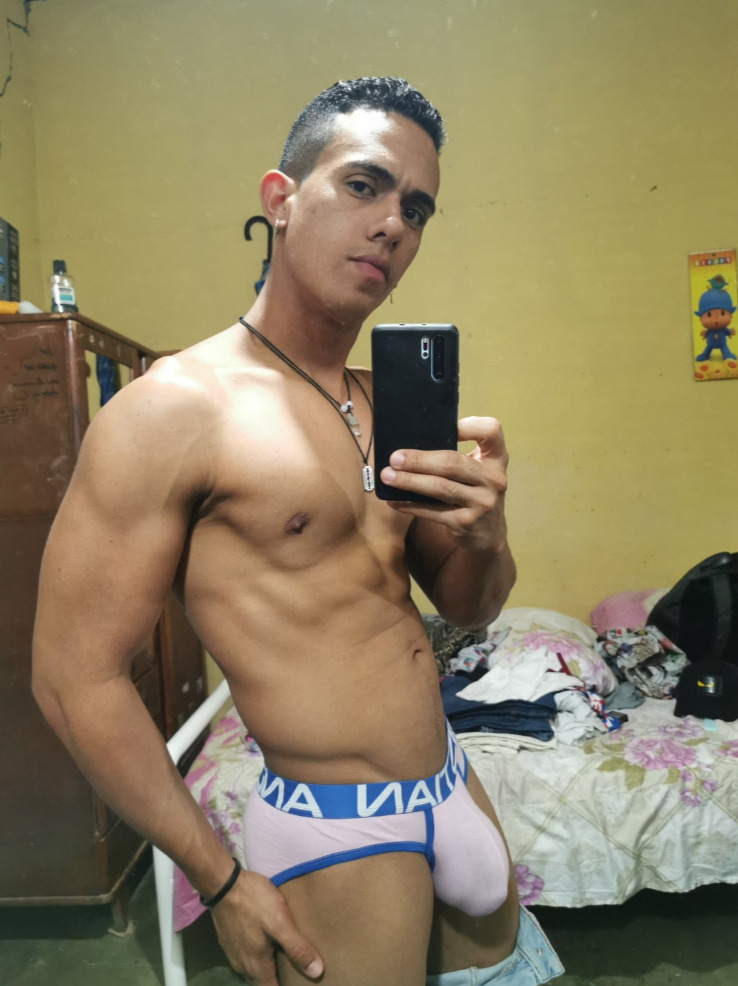 Venezuelan Guys 4 Photo 17