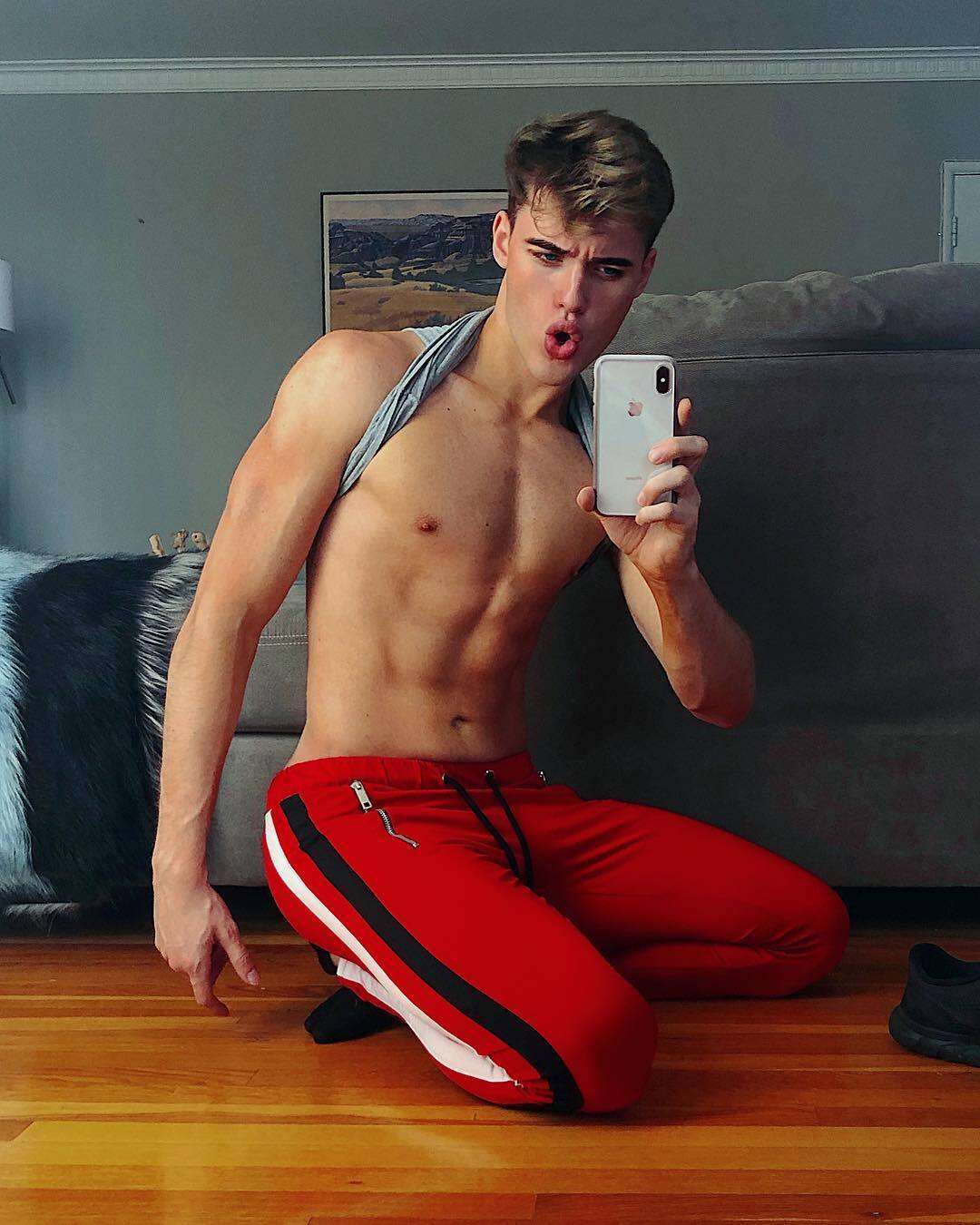 Lucas Dell Photo 66