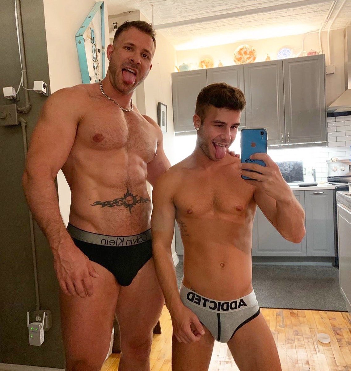 Allen King Slutty Photo 31