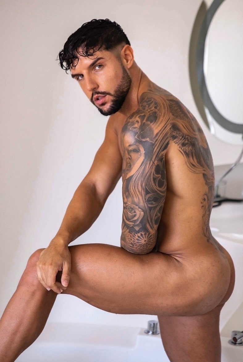 Ivan Bustini Photo 13