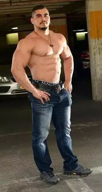 Hunks 2 😍 Photo 42