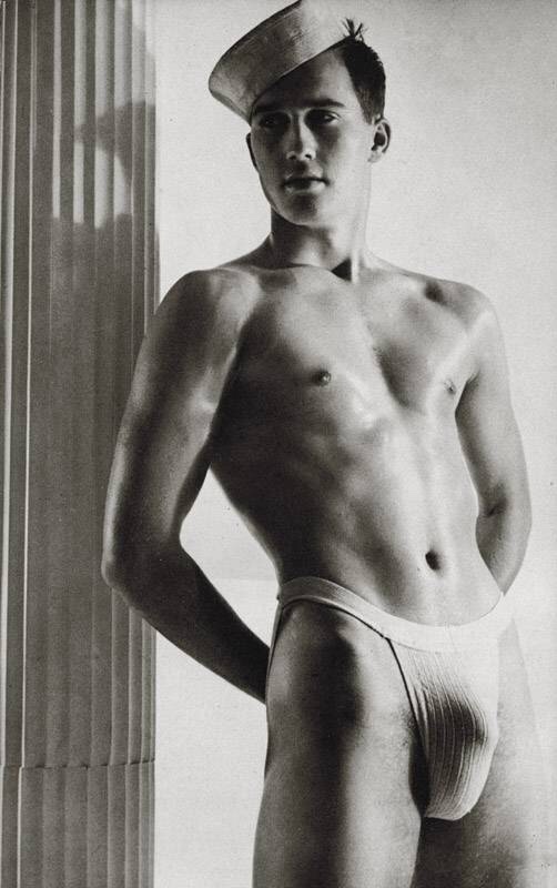 Sexy Clothed Men Photo 15