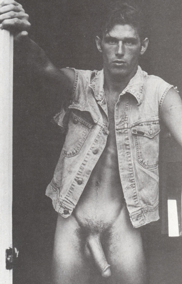 Lee Ryder Photo 35
