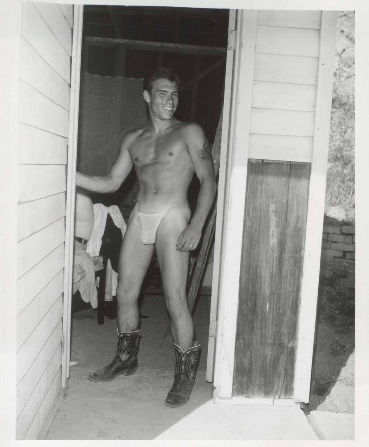 Monty Hanson Photo 8