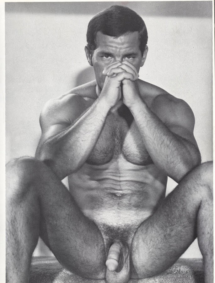 Mickey Squires Photo 24