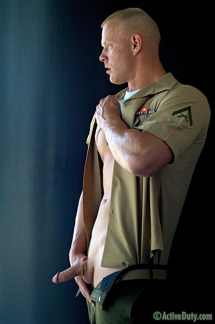 Dane Naked Marine Photo 9