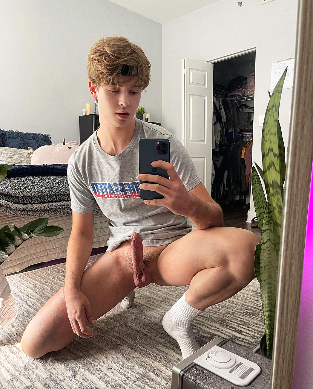 Caden Carmichael The Cutest Twink Photo 29