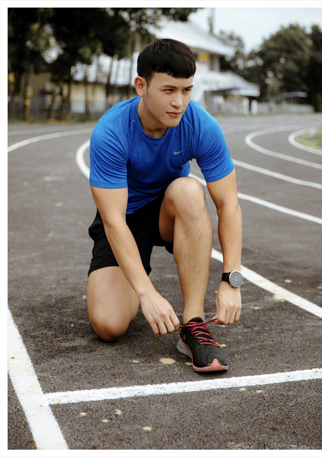 Huntmag Tight Runner Photo 4