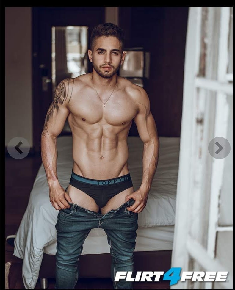 Antony Walker Photo 54