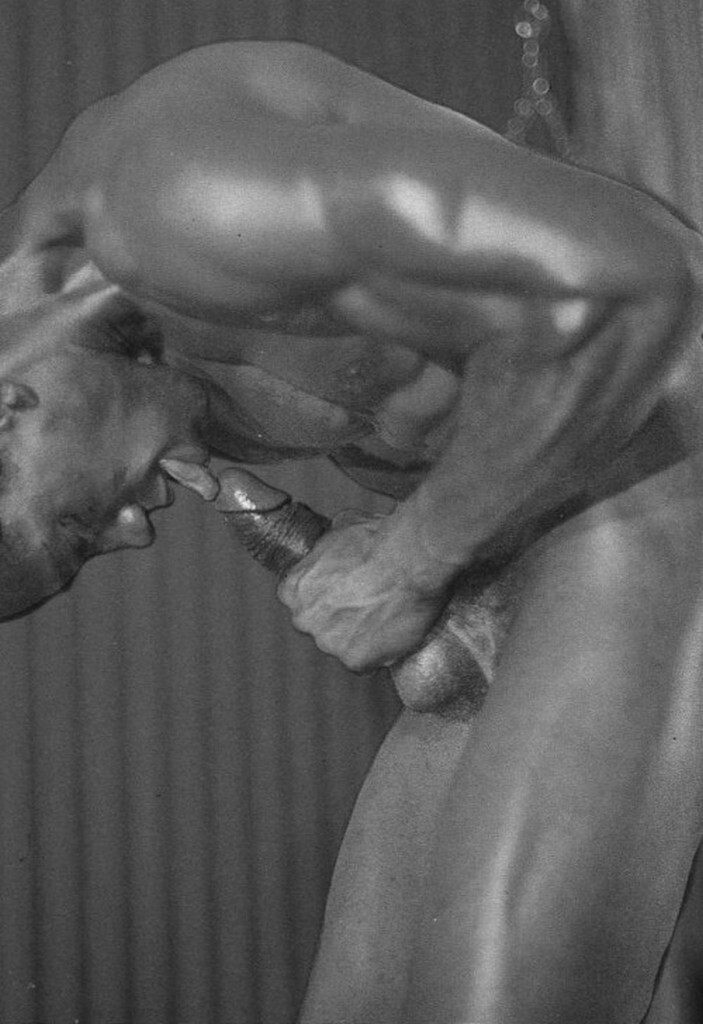 Self Suck Action Pt1 Photo 33