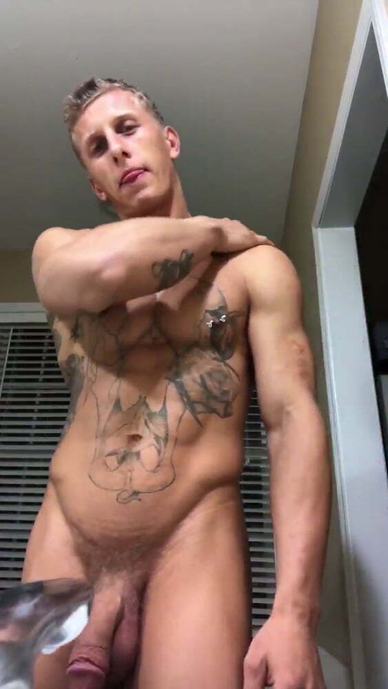 Julian Jaxon Photo 29