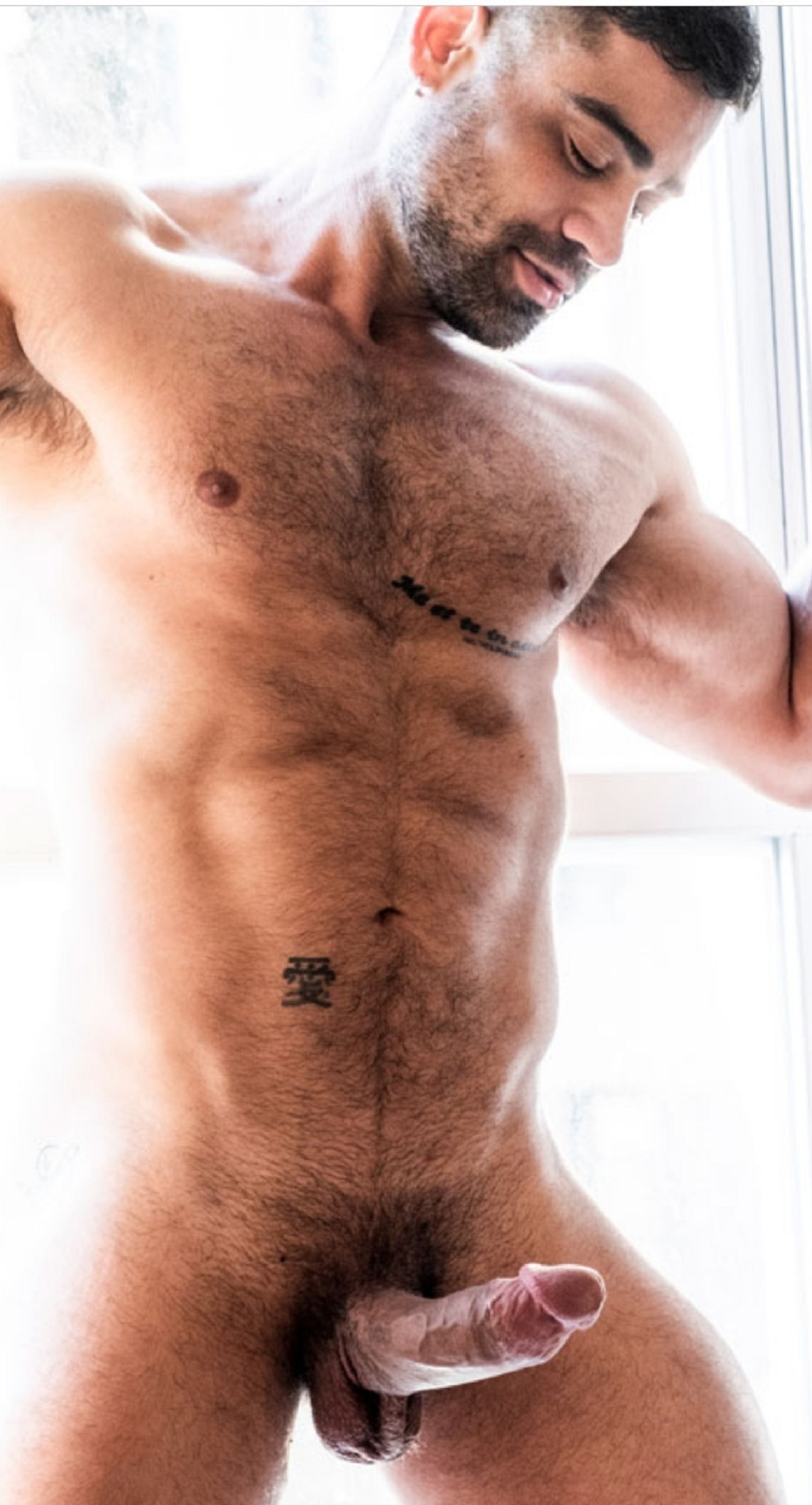 Arminio Alpha Hotness And Beauty Photo 9