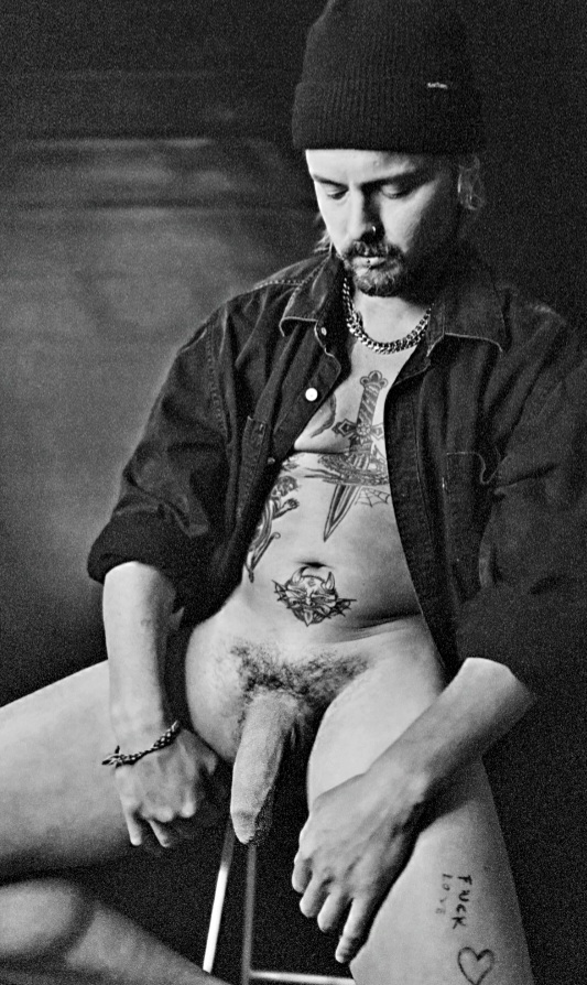 Nude Gay Men 19 Photo 6