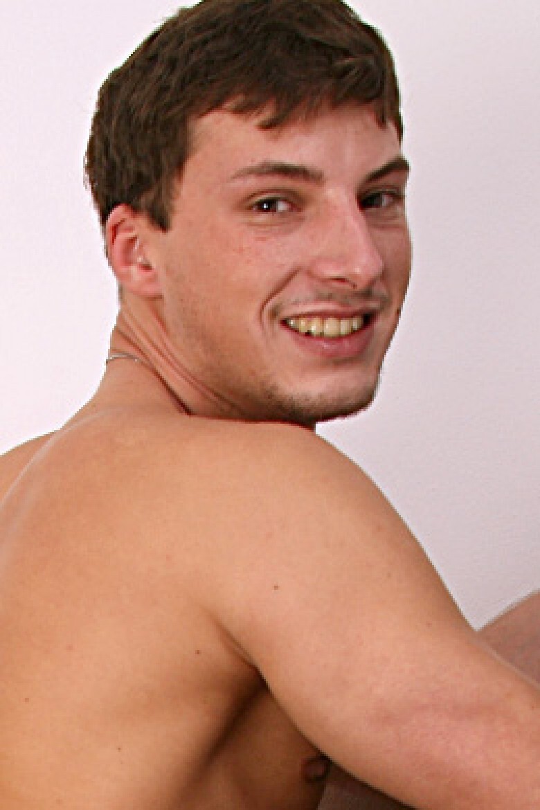 Leo Cooper Photo 9