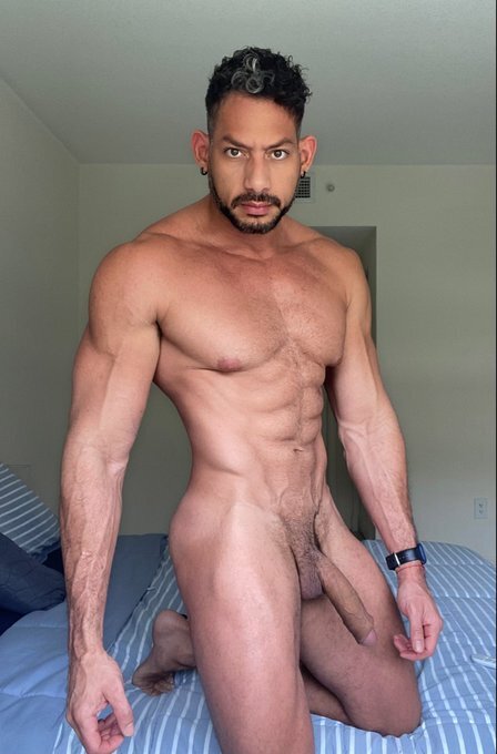 Miguel Rey Photo 67