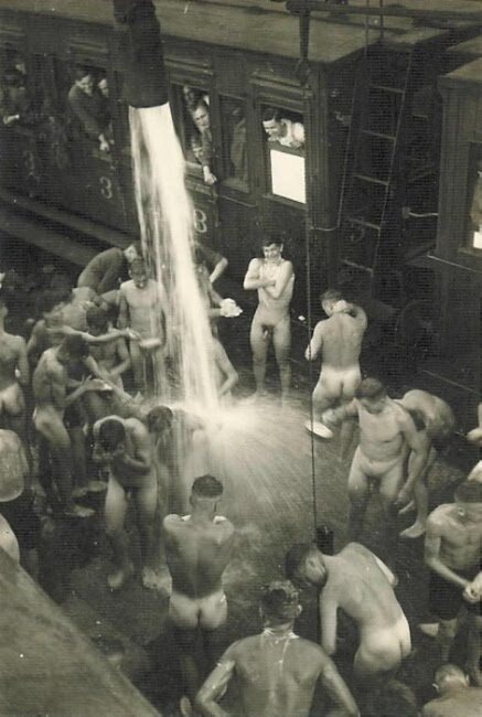 Shower Buds Photo 15