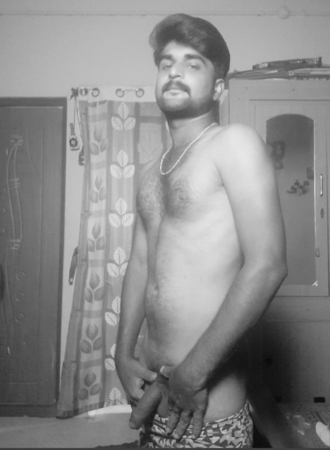 Indian Nude Men Photo 23