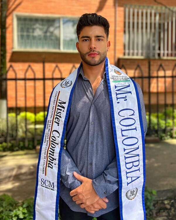 Andres Milan Photo 23