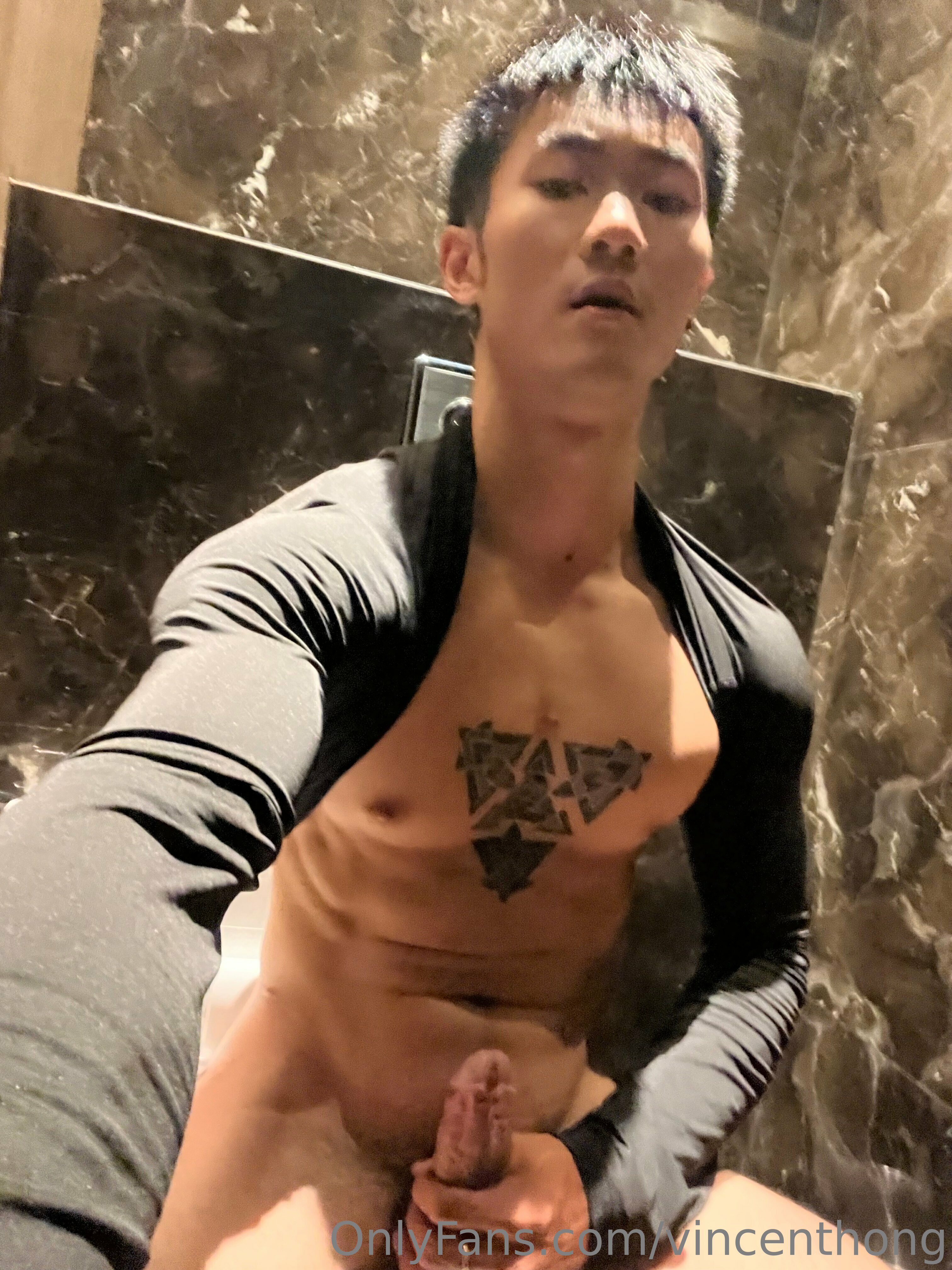 Vincent Hong A Photo 42
