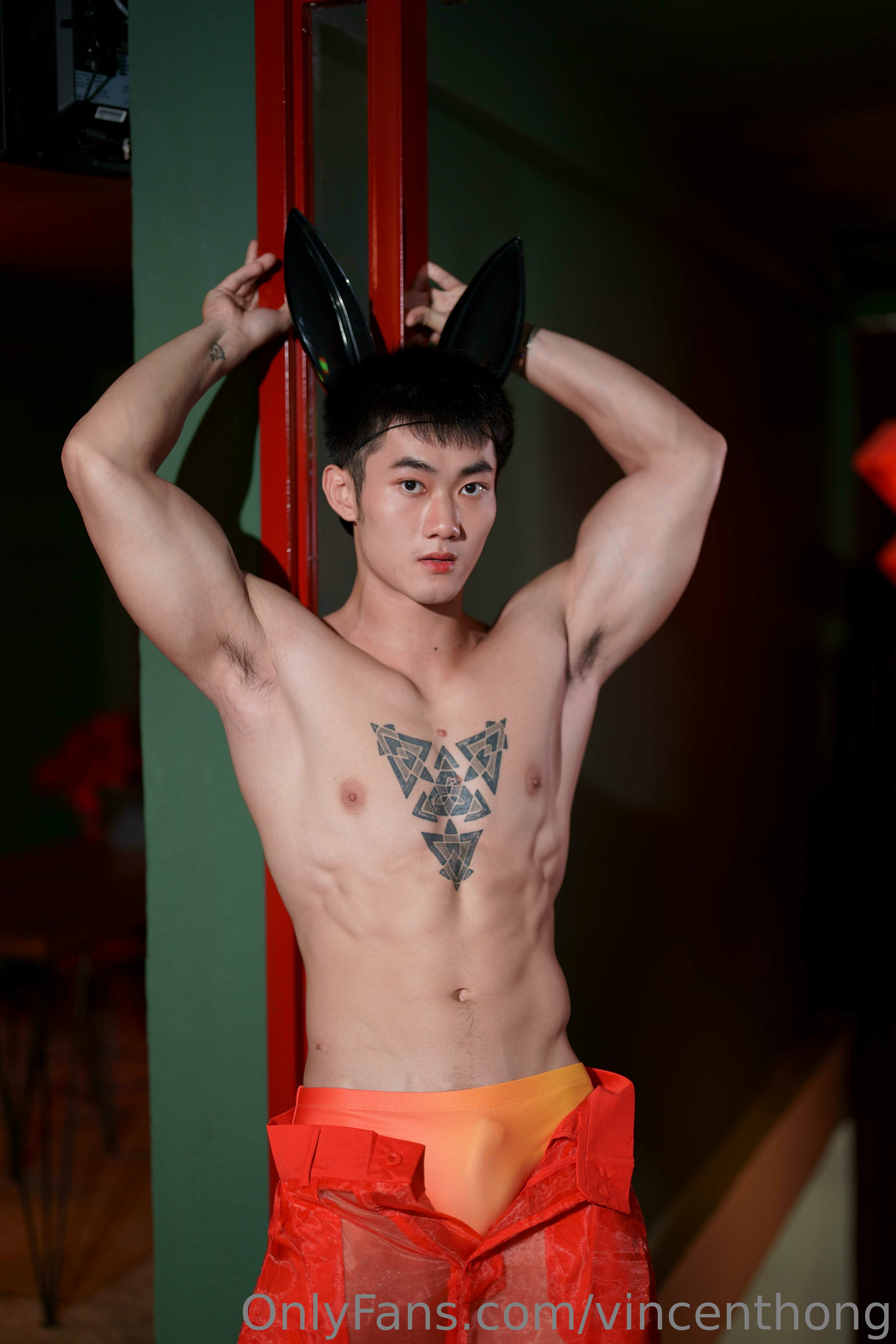 Vincent Hong A Photo 75