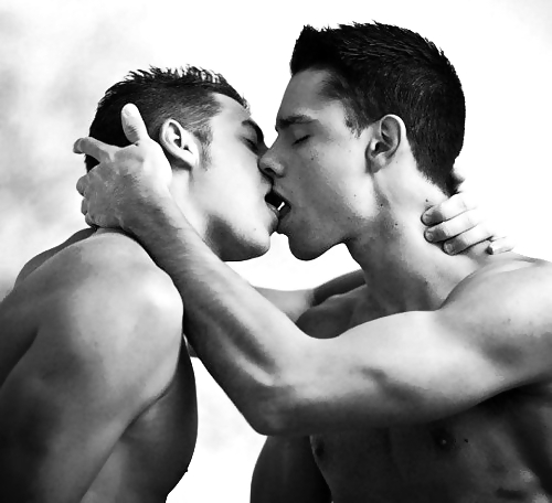 Cute Guys Kissing Cute Guys 6 Photo 16