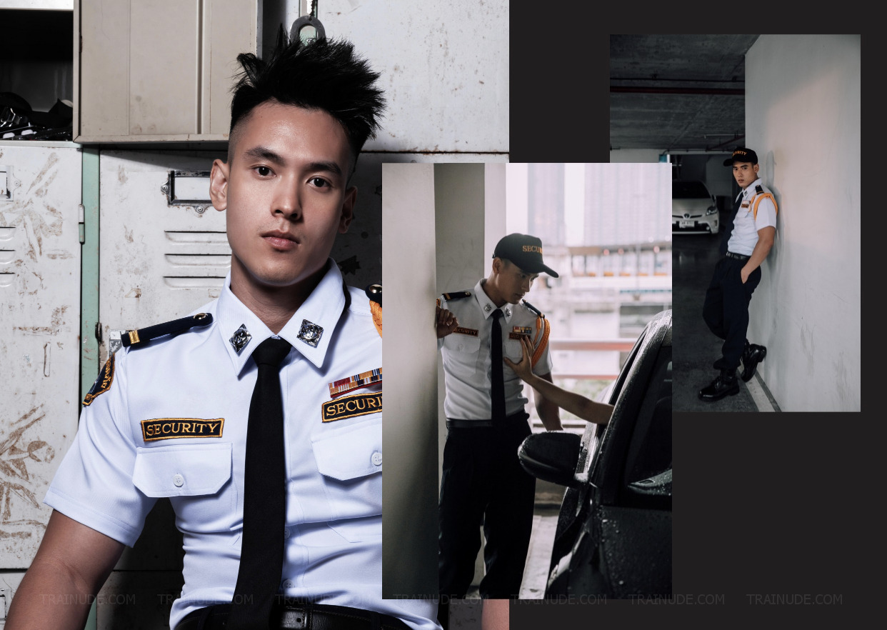 Whats Under Security Guards Uniform Photo 17
