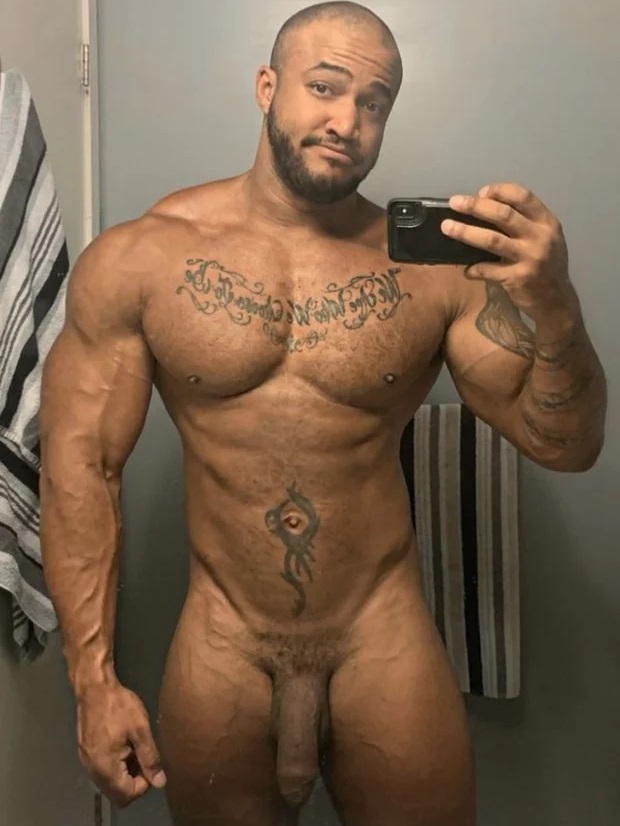 Jason Vario Photo 97