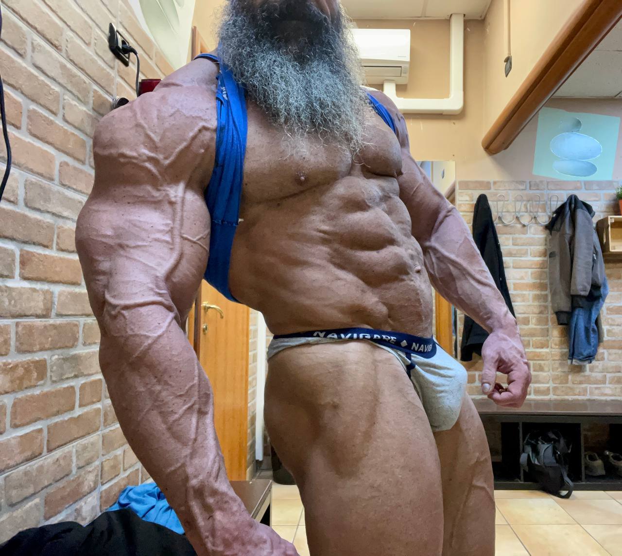 Muscle Daddy 3 Photo 40