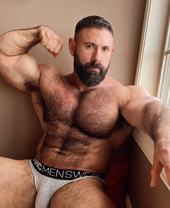 Muscle Daddy 3 Photo 5