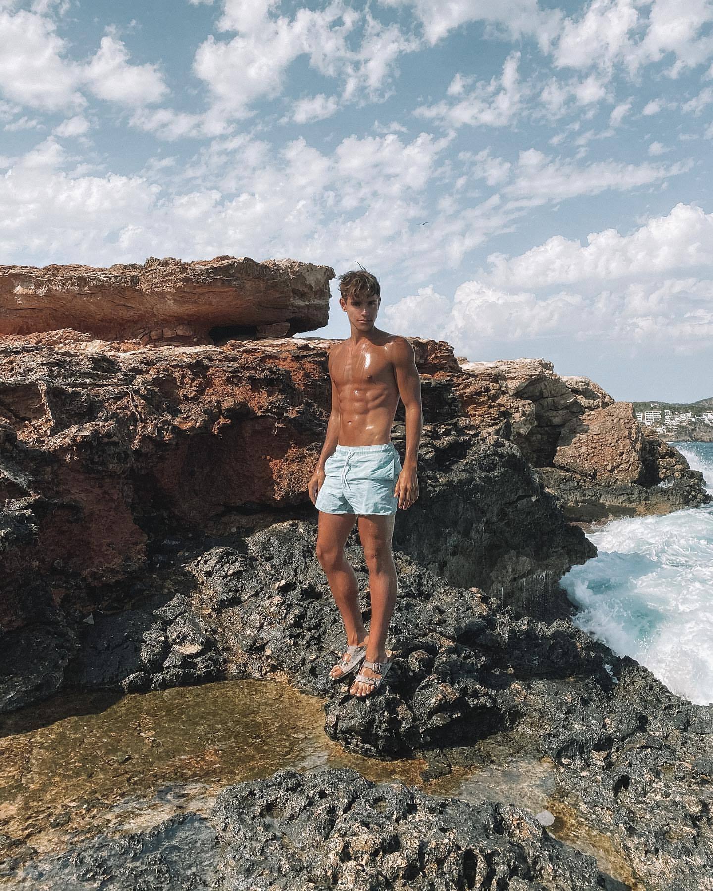 Danish Model William Roepstorff Photo 42