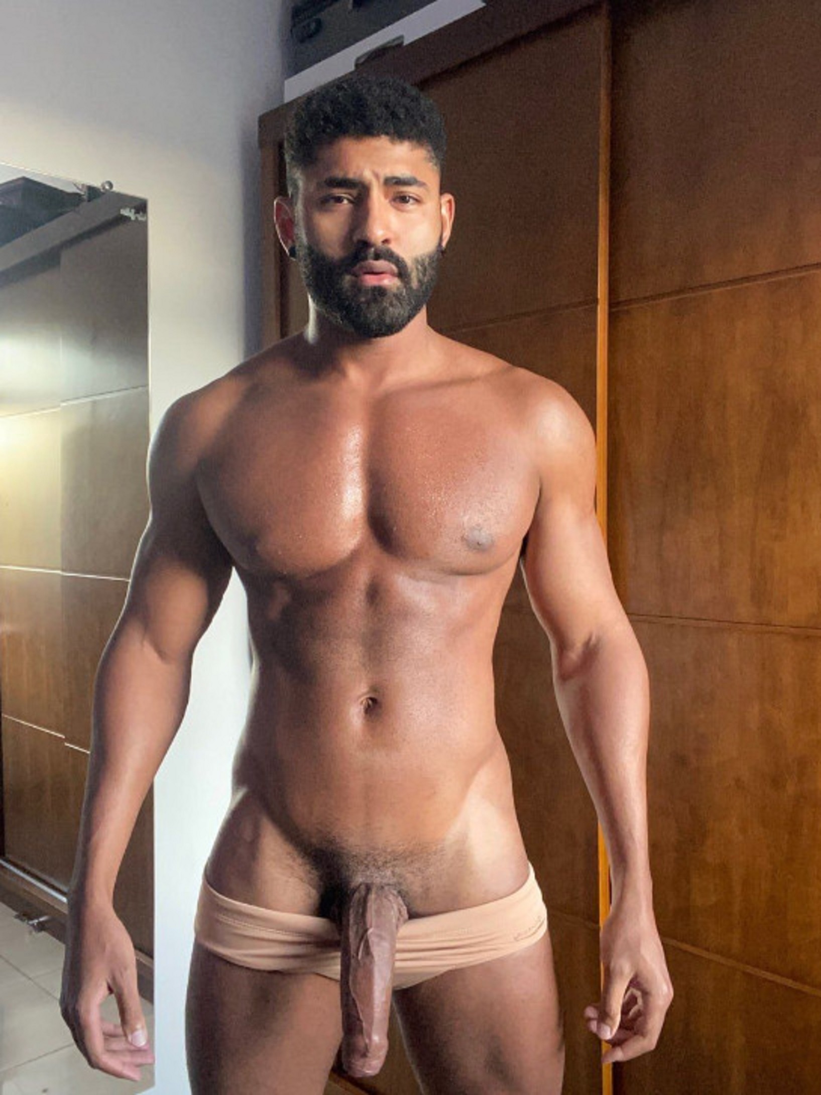 Armino Extra Big Men Photo 19
