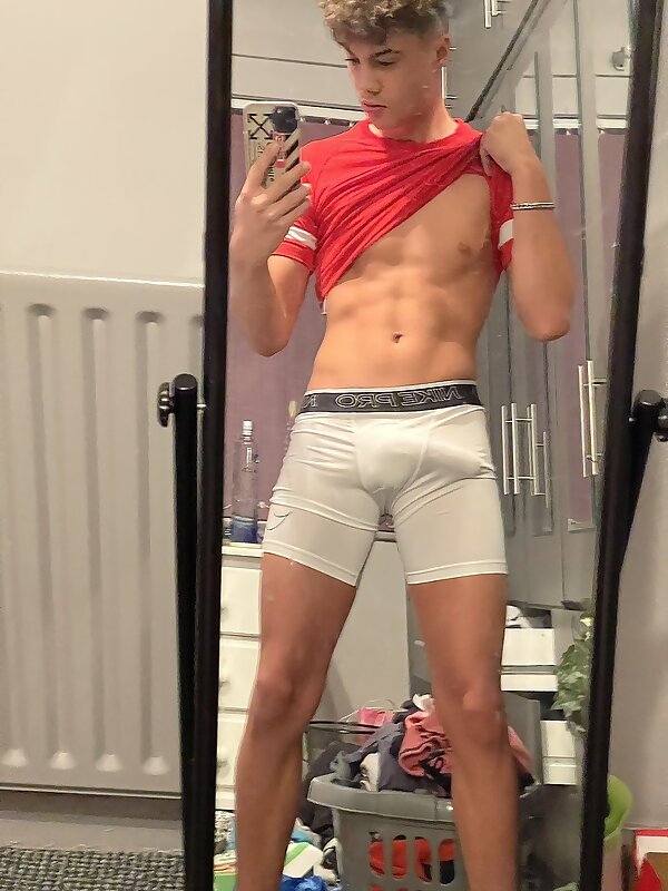 Connor Dawson Leeds Lad Photo 15