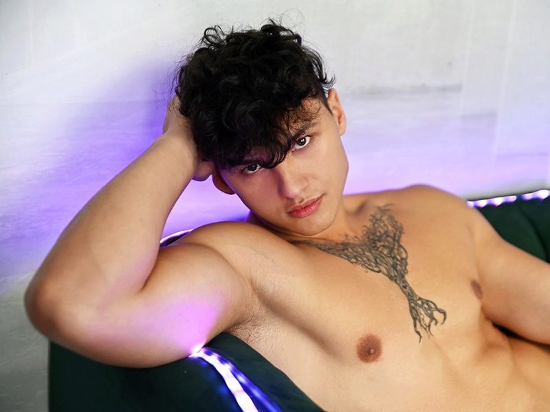 Camillo Beischel Photo 74