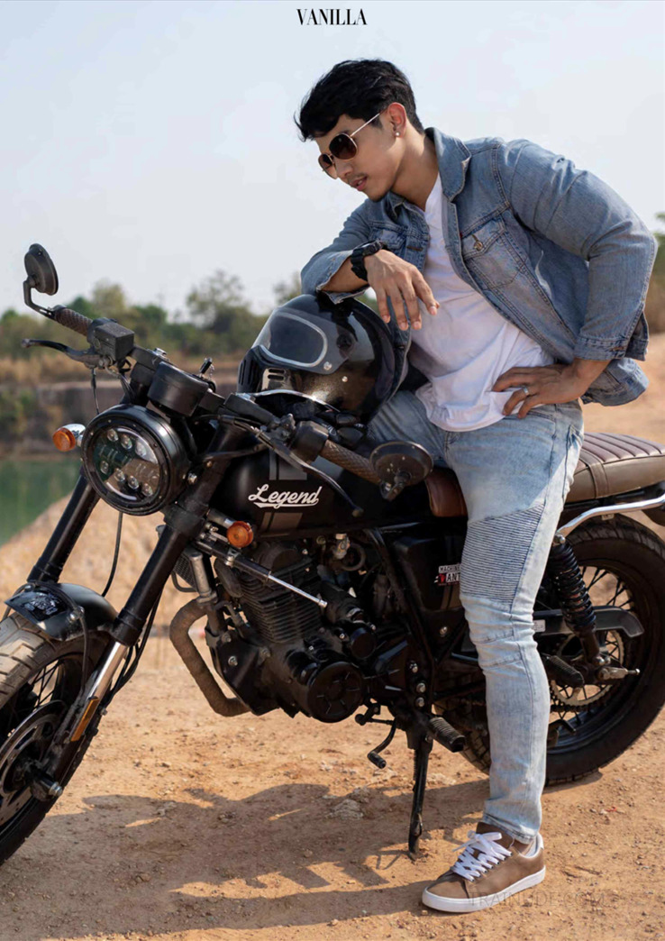 VANILLA HOMMES 01 NUT WATCHARA PART 01 - photo 3 - BoyFriendTV.com