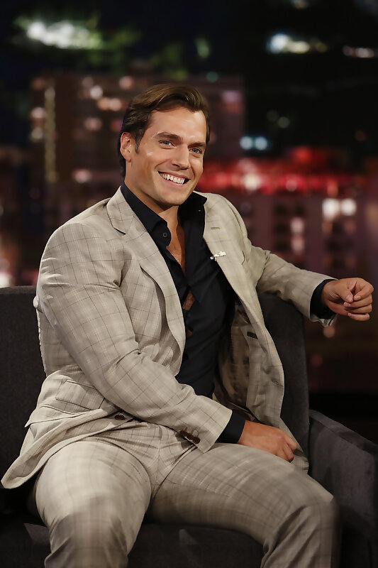 Henry Cavill Fakes Goonboard Photo 64