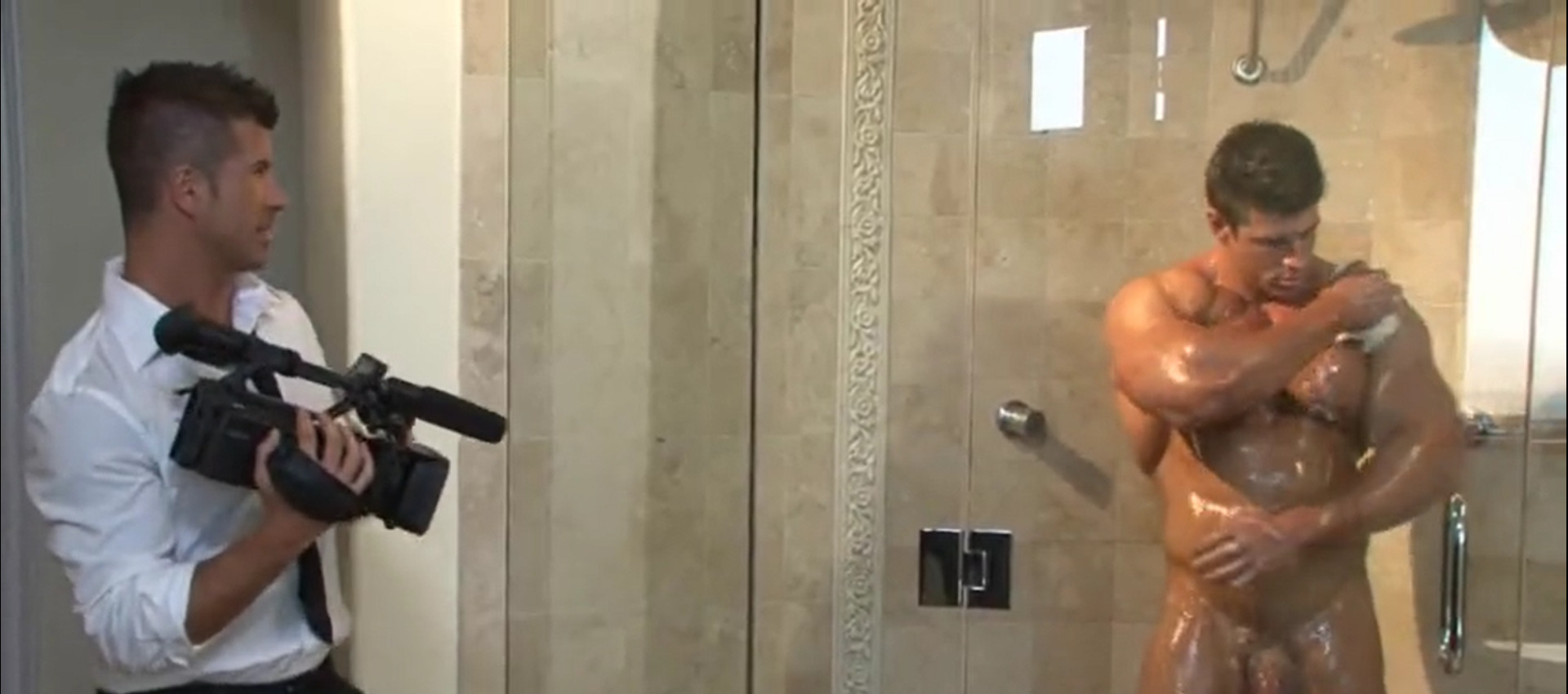 Adam Killian And Zeb Atlas Bathroom Fun 1 Photo 10