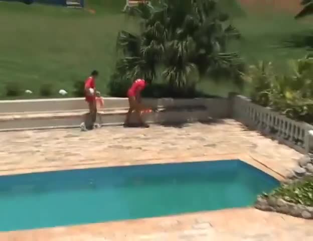 Beefy Hunks Outdoor Fucking