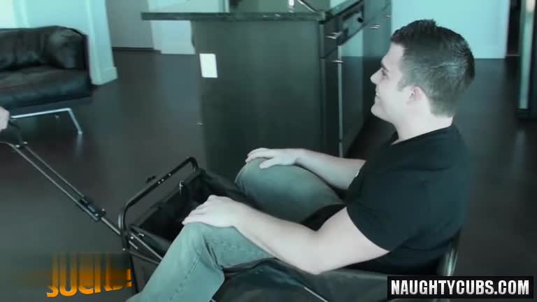 Big Dick Gay Oral Sex And Cumshot 3050