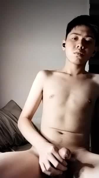 Pinoy Sexy Ass Play And Cum