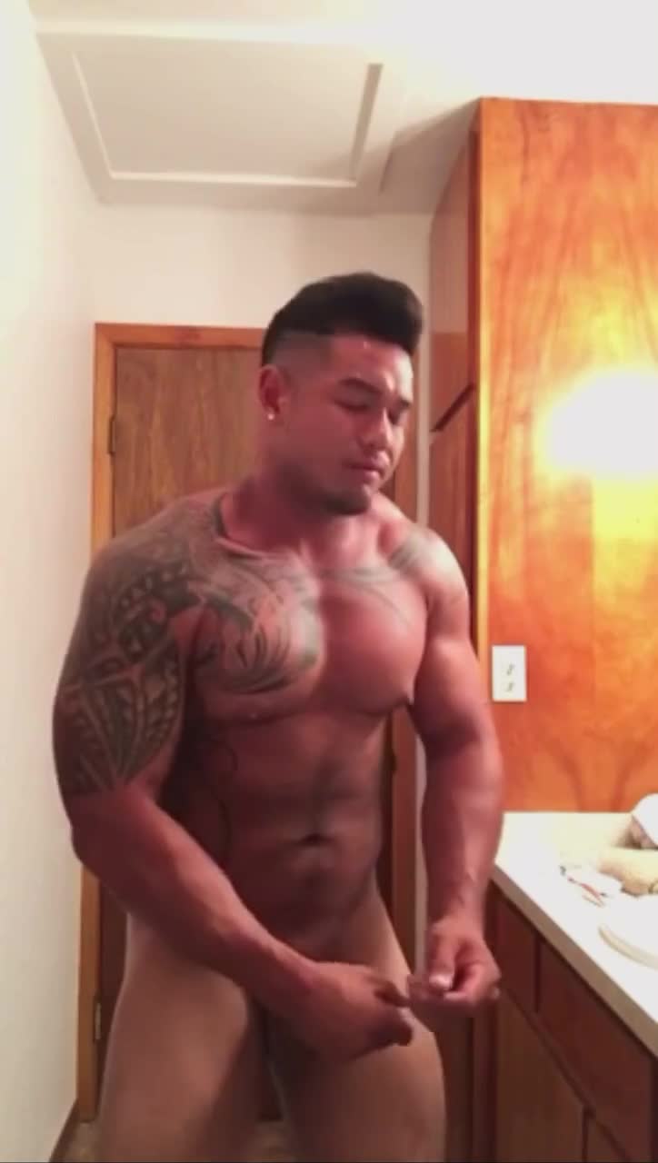 Samoan Jerking Off
