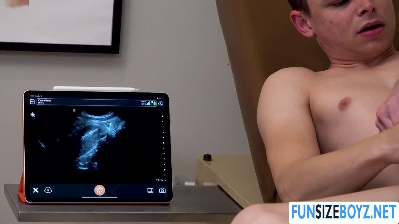 Muscled Dude Penetrates Gay Austin Sweet Ass So Hard