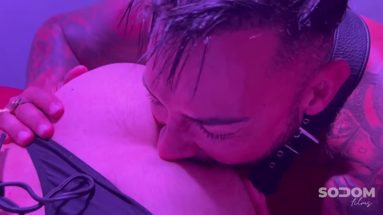 Viktor Finds A Nice Ass To Fuck