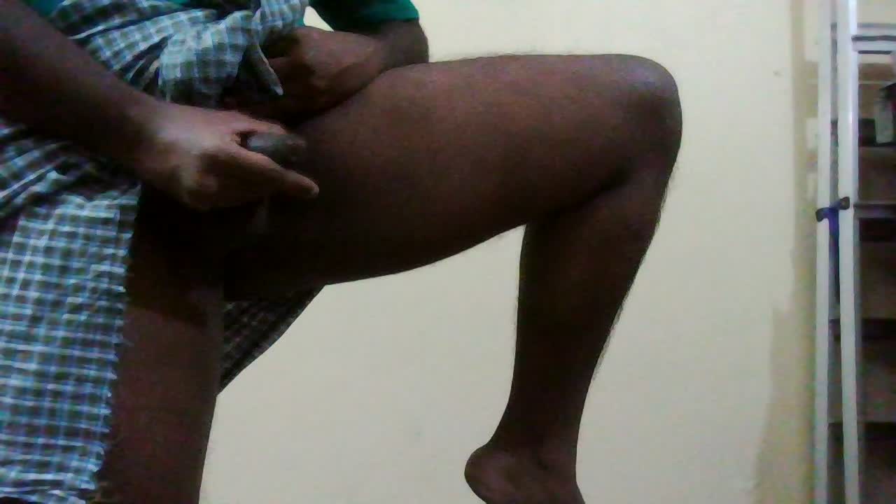 Sexy Cock Show In Lungi