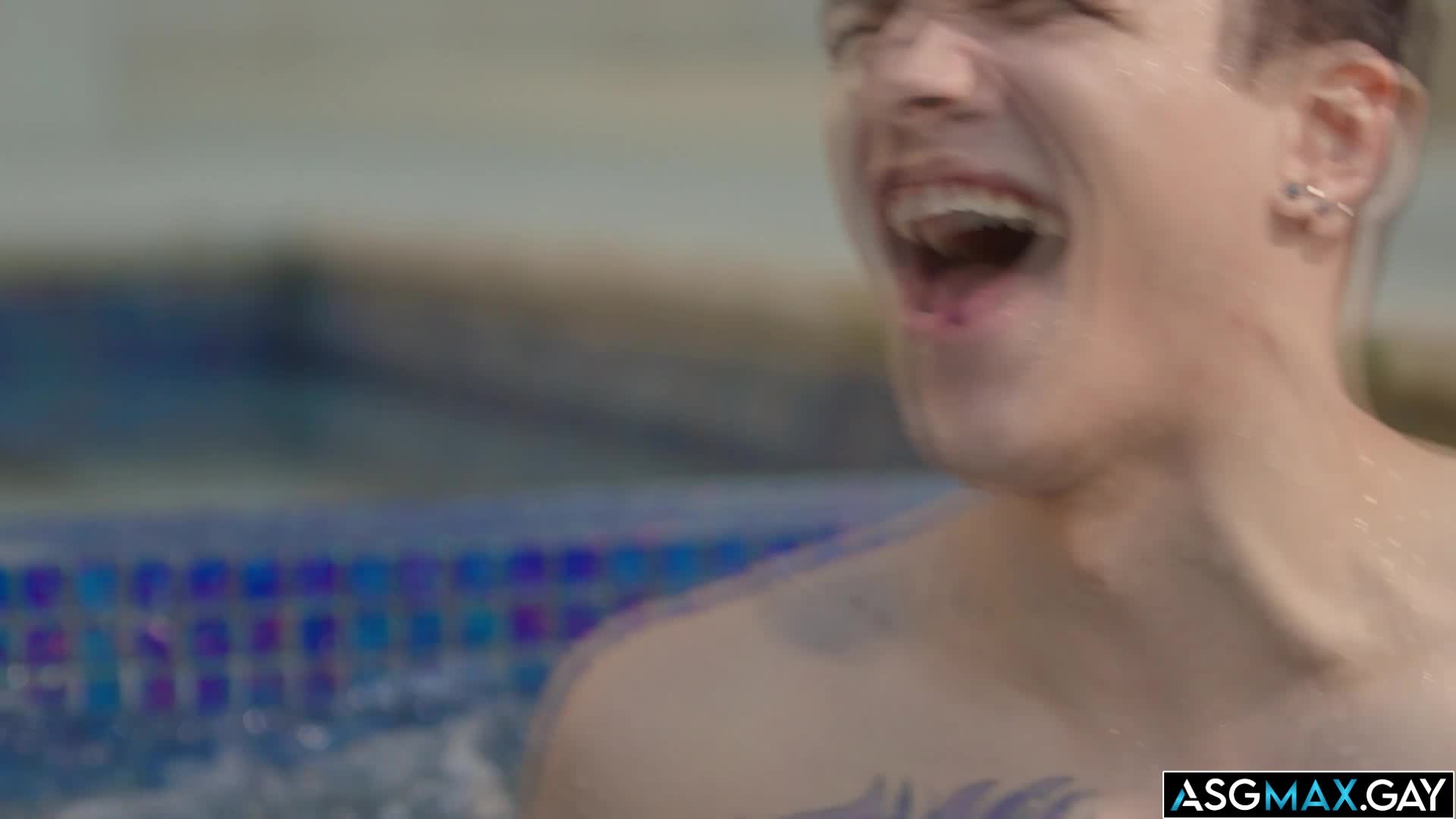 Prank Goes Utterly Wrong And Ends In Best Buddies Having Sex